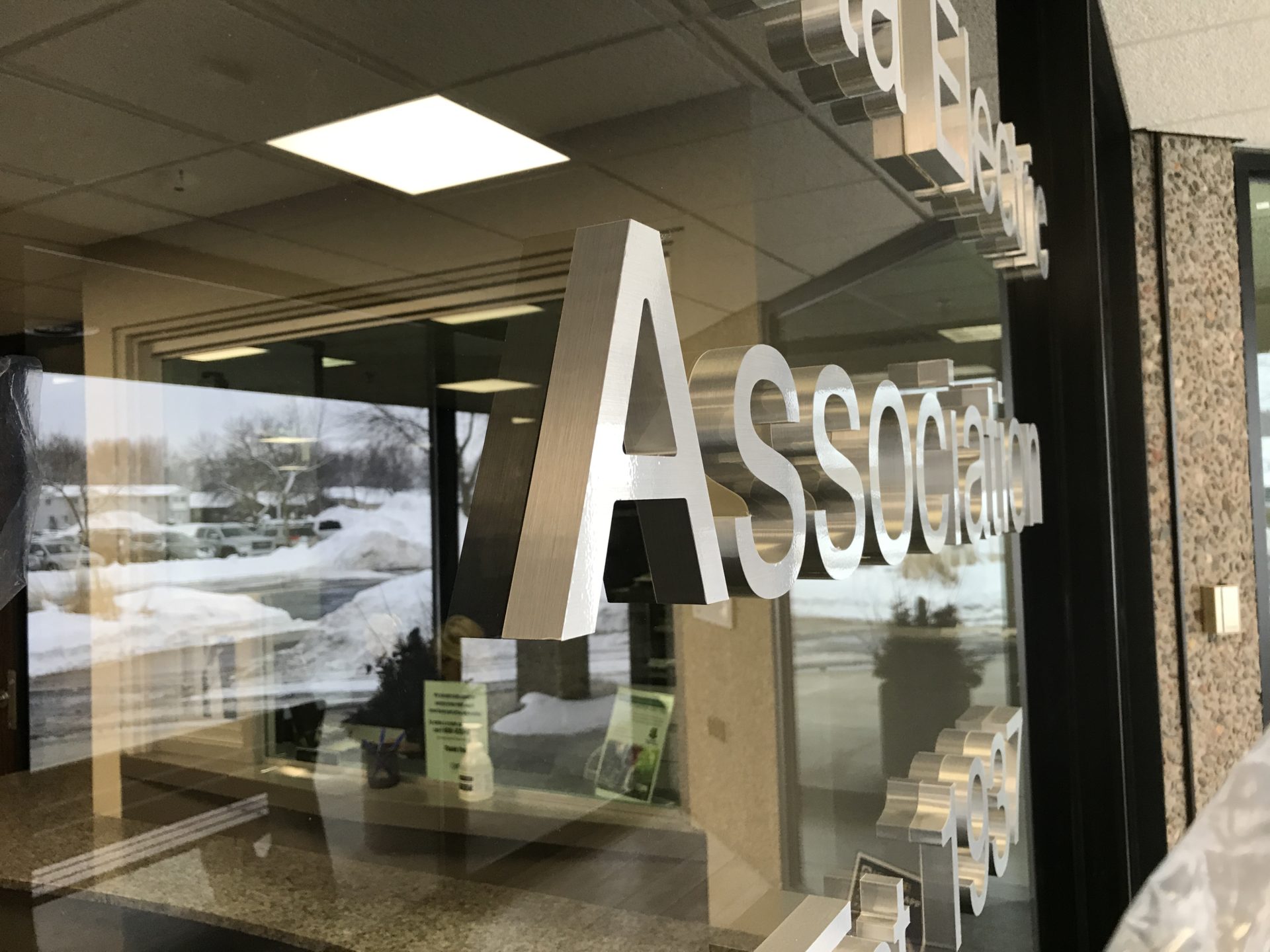 Exterior Illuminated Signs - Creative Color Inc.